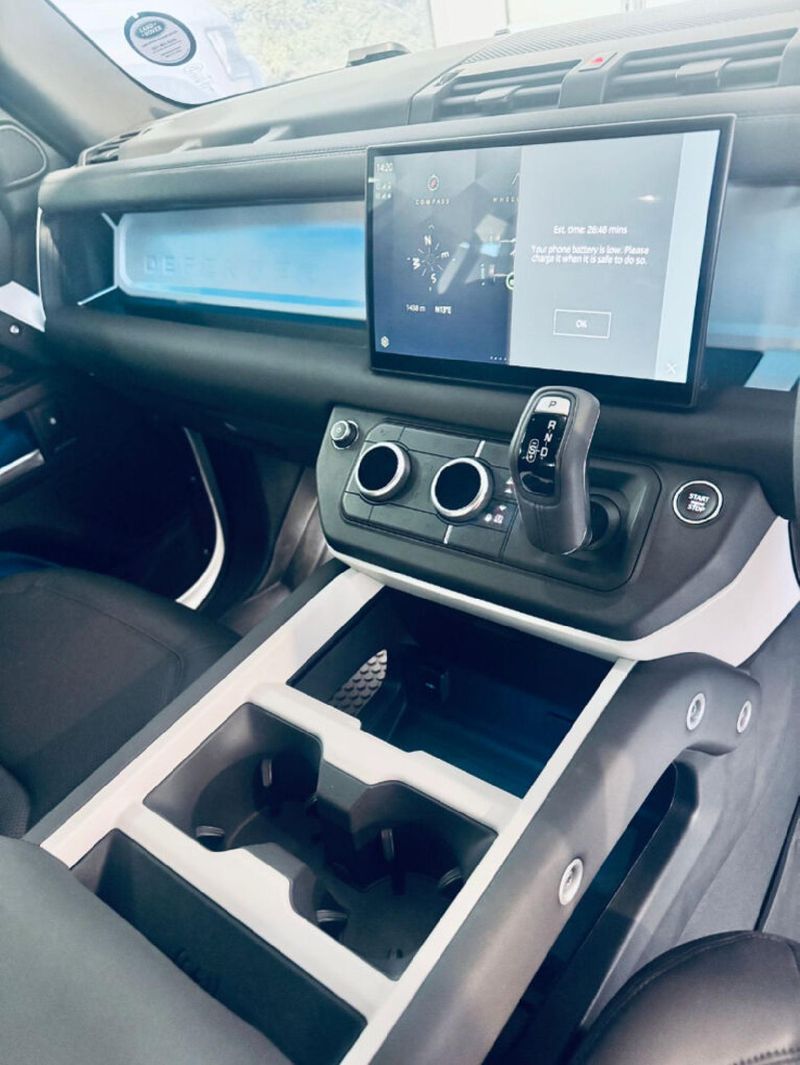 Used Land Rover Defender 110 D250 X-Dynamic SE for sale in Free State ...