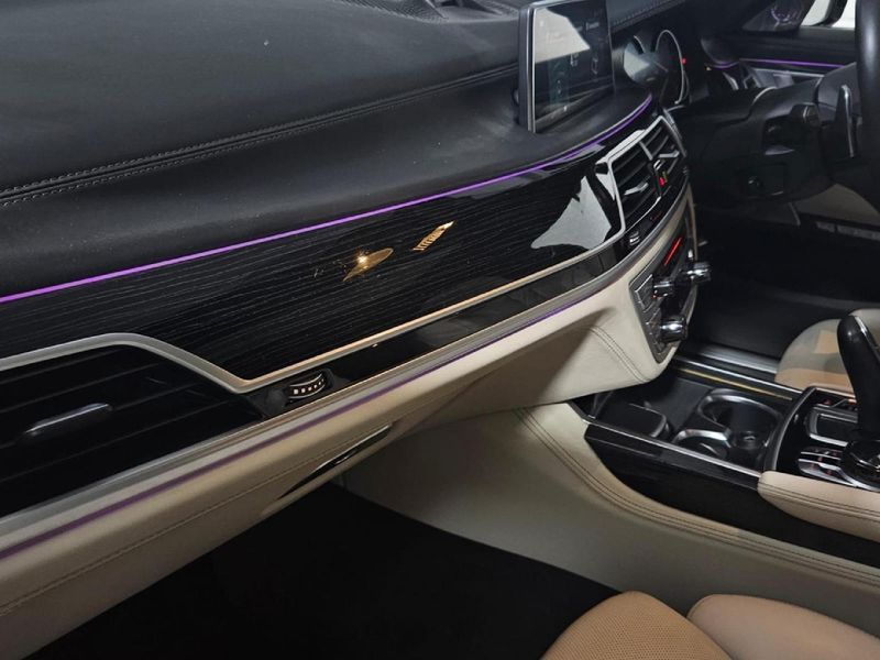 Used BMW 7 Series M760Li xDrive for sale in Western Cape - Cars.co.za ...