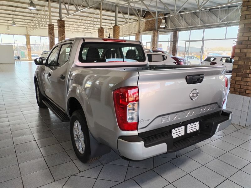 New Nissan Navara 2.5 DDTi SE Plus Auto Double-Cab for sale in ...
