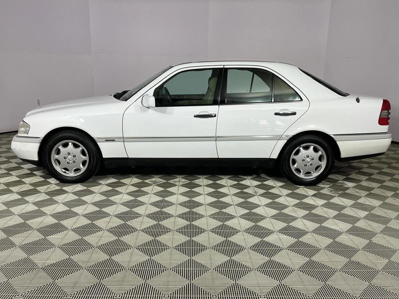 Used Mercedes-Benz C-Class C 280 Elegance Auto for sale in Kwazulu ...