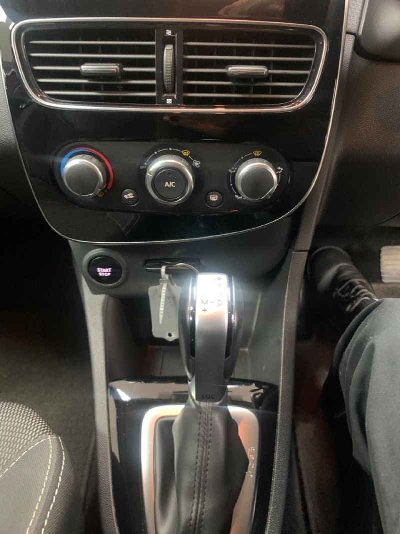 Used Renault Clio IV 1.2T Expression Auto 5-dr (88kW) for sale in ...