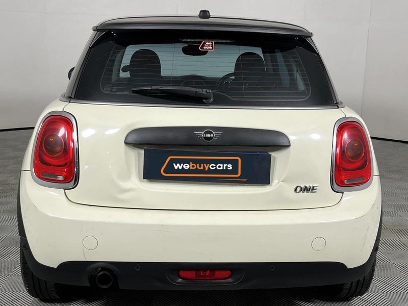 Used MINI Hatch One 1.5T for sale in Gauteng - Cars.co.za (ID::10437989)