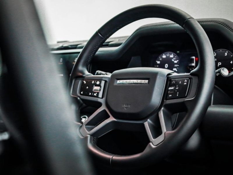 Used Land Rover Defender 130 D350 X-Dynamic HSE for sale in Gauteng ...