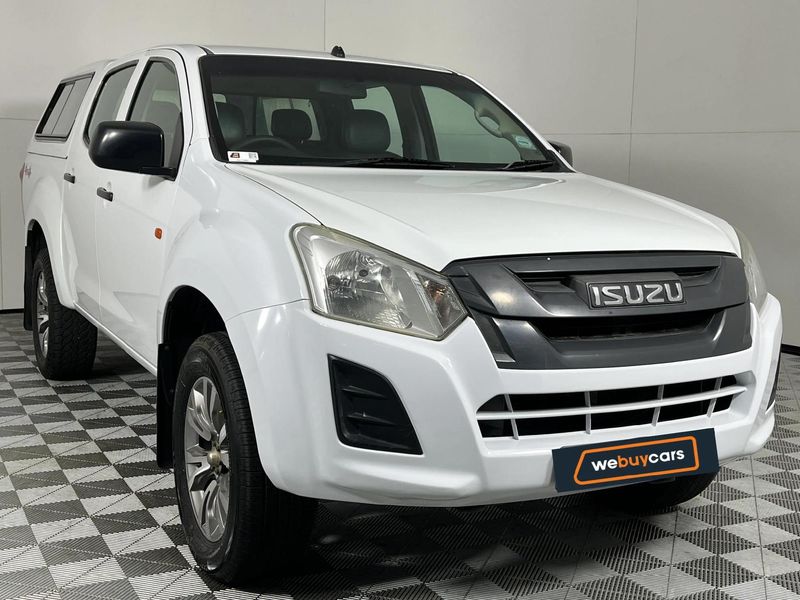 Used Isuzu KB 300 D-Teq LX Auto 4x4 Double-Cab for sale in Eastern Cape ...