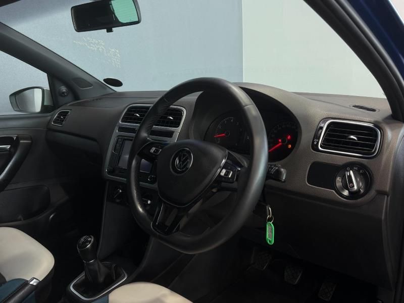 Used Volkswagen Polo Vivo 1.4 Mswenko 5-dr for sale in Gauteng - Cars ...
