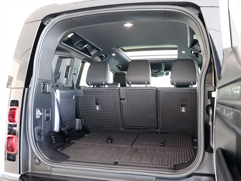 Used Land Rover Defender 110 D350 X-Dynamic HSE for sale in Western ...