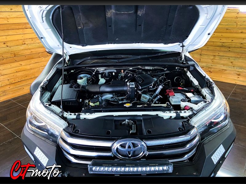 Used Toyota Hilux 4.0 V6 Raider 4x4 Auto Double-Cab for sale in Gauteng ...