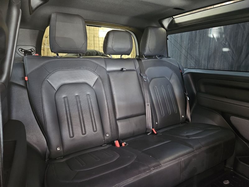 Used Land Rover Defender 90 D240 SE X-Dynamic (177kW) for sale in ...