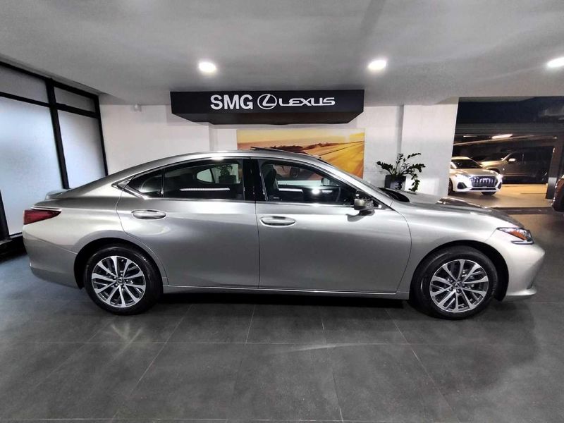 Used Lexus ES 250 EX for sale in Kwazulu Natal - Cars.co.za (ID::10532545)