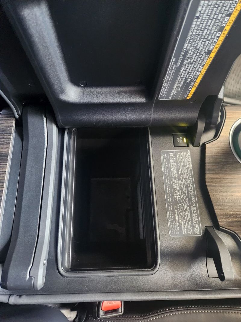 Used Toyota Land Cruiser 300 B6 BULLETPROOF Land Cruiser 300 LC300 3.3D ...