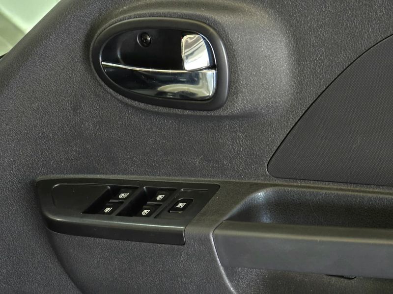 Used JAC X200 2.8D Double-Cab Drop Side for sale in Gauteng - Cars.co ...