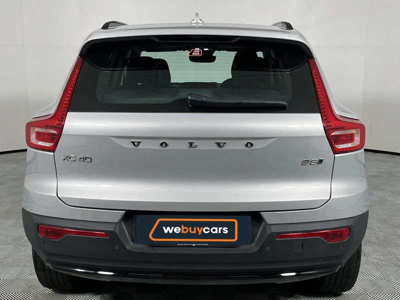 Used Volvo XC40 B5 Plus Dark Geartronic AWD Mild-Hybrid for sale in ...