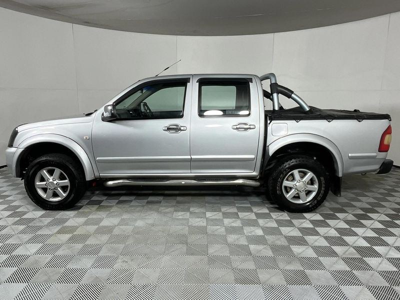 Used Isuzu KB 300 TDi LX Double-Cab for sale in Kwazulu Natal - Cars.co ...