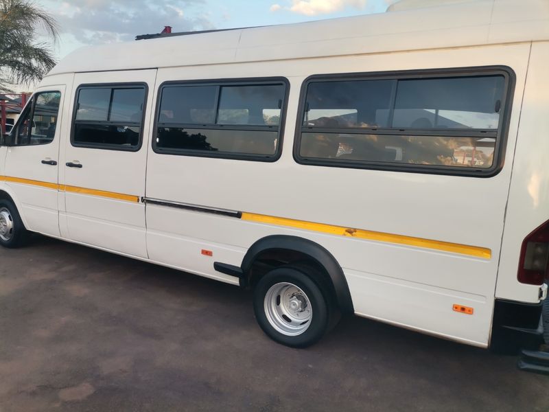 Used Mercedes-Benz Sprinter 416 22 seater Bus for sale in Gauteng ...