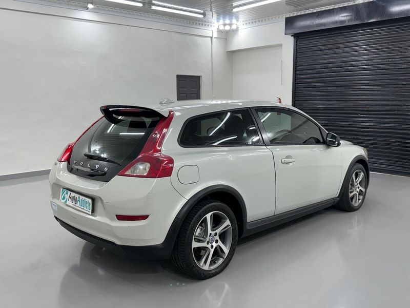 Used Volvo C30 2.0 Elite Auto for sale in Eastern Cape - Cars.co.za (ID::10570226)