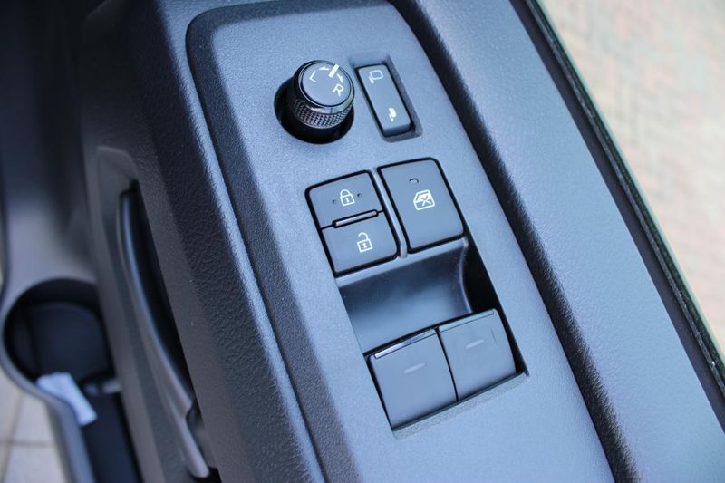 New Toyota Quantum 2.8 LWB Panel Van Diesel MT for sale in Gauteng ...