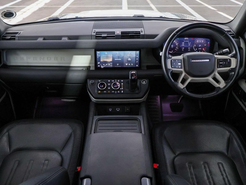 Used Land Rover Defender 110 D240 SE X-Dynamic (177kW) for sale in ...