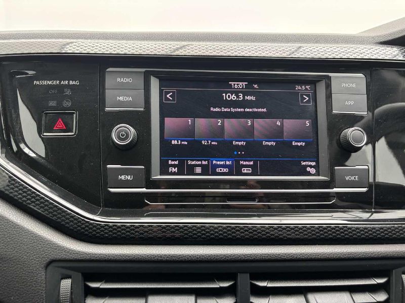Used Volkswagen Polo 1.0 TSI Life Auto for sale in Gauteng - Cars.co.za ...