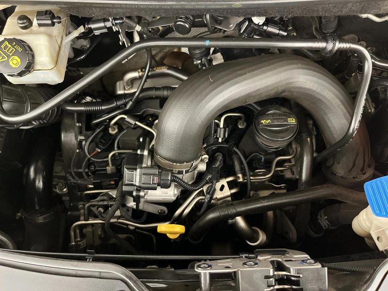 Used Volkswagen Transporter T6 Crew Bus 2.0 TDI LWB (103kW) Auto Panel ...