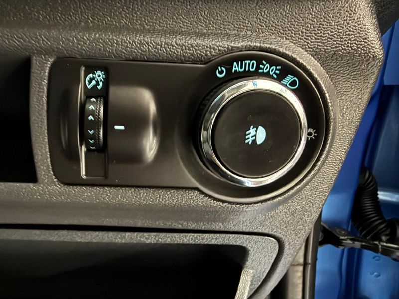 Used Chevrolet Utility 1.8 Sport for sale in Gauteng - Cars.co.za (ID ...