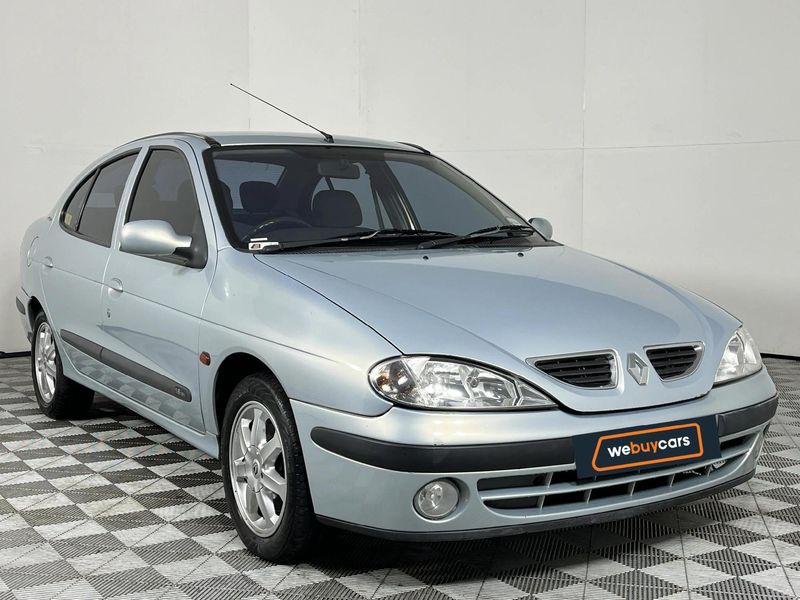 Used Renault Megane Classic 1.6 RXE for sale in Kwazulu Natal - Cars.co ...