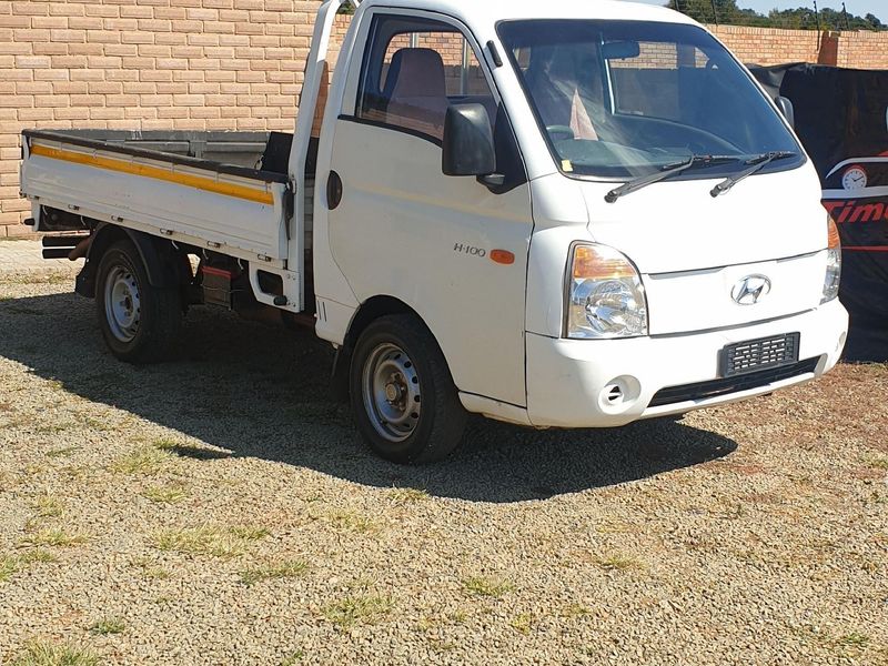 Used Hyundai H100 Bakkie 2.6i D for sale in Gauteng - Cars.co.za (ID::7226252)