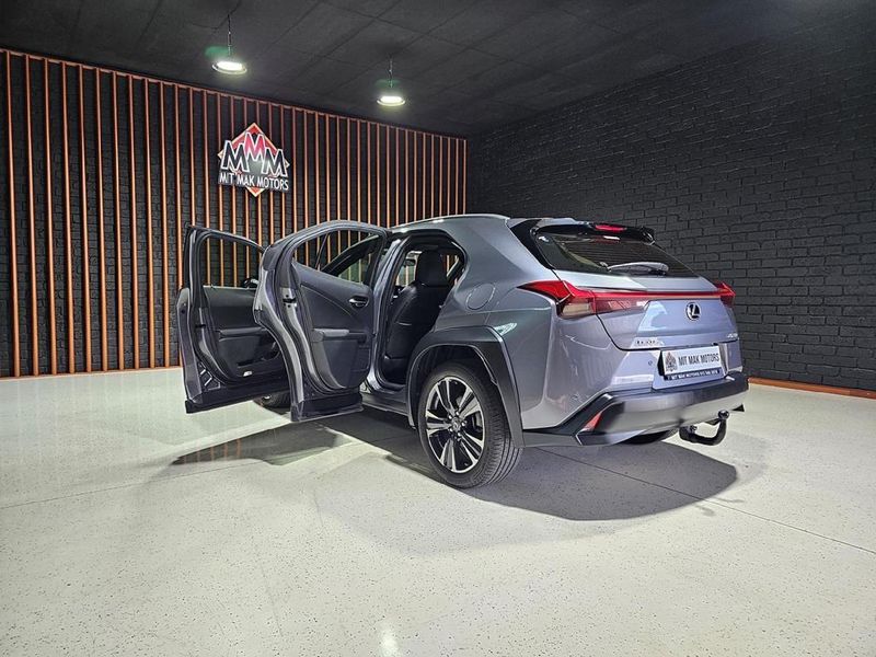 Used Lexus UX 200 EX for sale in Gauteng - Cars.co.za (ID::7995806)