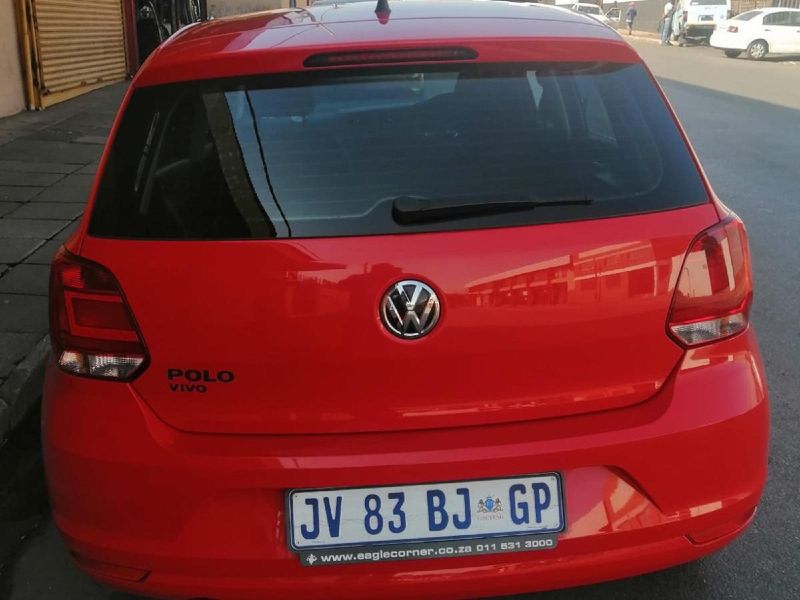 Used Volkswagen Polo Vivo 1.4 Mswenko 5-dr for sale in Gauteng - Cars ...