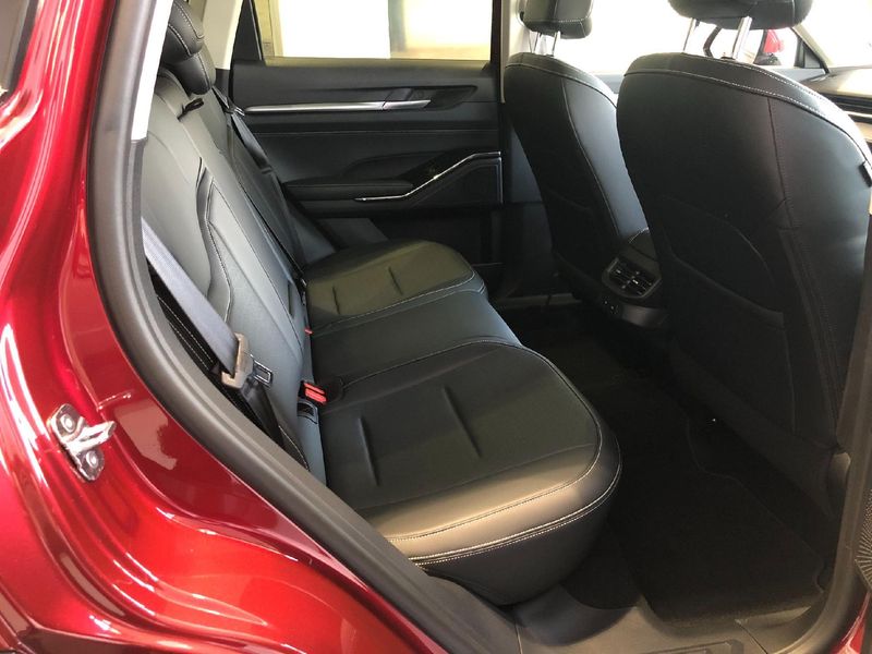 New Haval H6 1.5T Hybrid Ultra Luxury DHT for sale in Gauteng - Cars.co ...