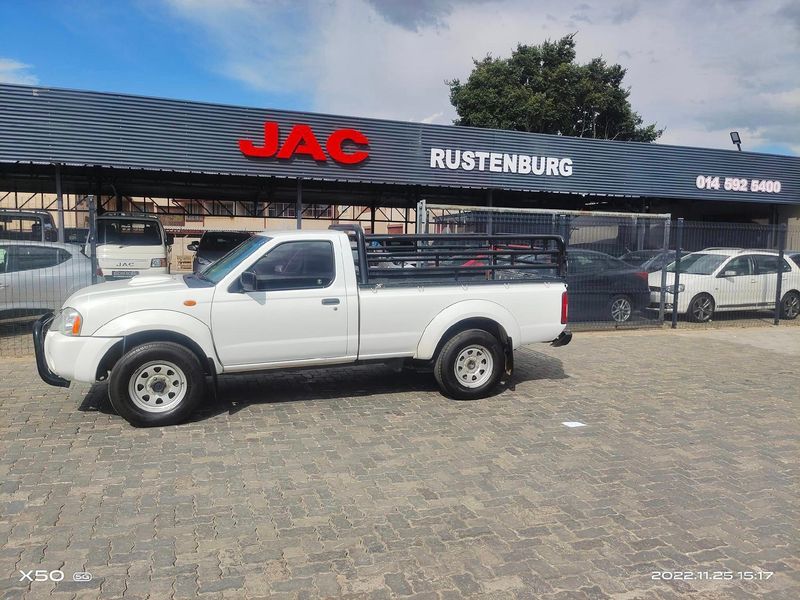 Used Nissan NP300 2.5 TDi Hi-Rider Single-Cab for sale in North West ...