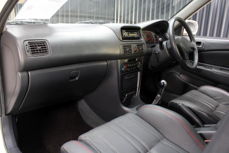 Used Toyota Corolla RXi for sale in Gauteng - Cars.co.za (ID::8460290)