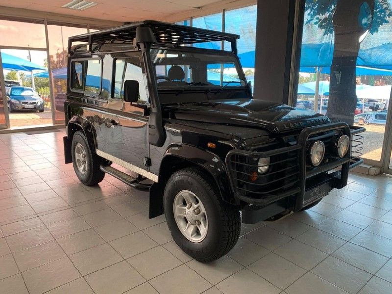 Used Land Rover Defender 90 Puma Station Wagon for sale in Gauteng ...