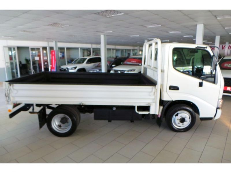 Used Hino 200 310 (FH2) 4x2 F/C for sale in Gauteng - Cars.co.za (ID ...