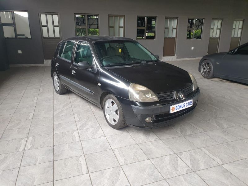 Used Renault Clio 1.2 16v Va-Va-Voom 5-dr Pack for sale in Gauteng ...