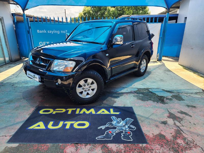Used Mitsubishi Pajero 3200 DI-D Auto 3-dr for sale in Gauteng - Cars ...