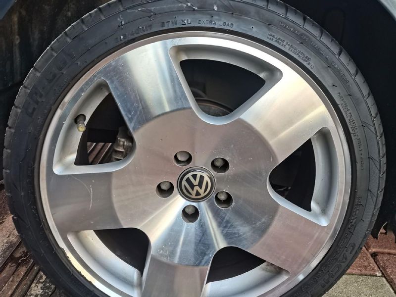Used Volkswagen Golf 4 GTI 1.8T Executive for sale in Gauteng - Cars.co ...