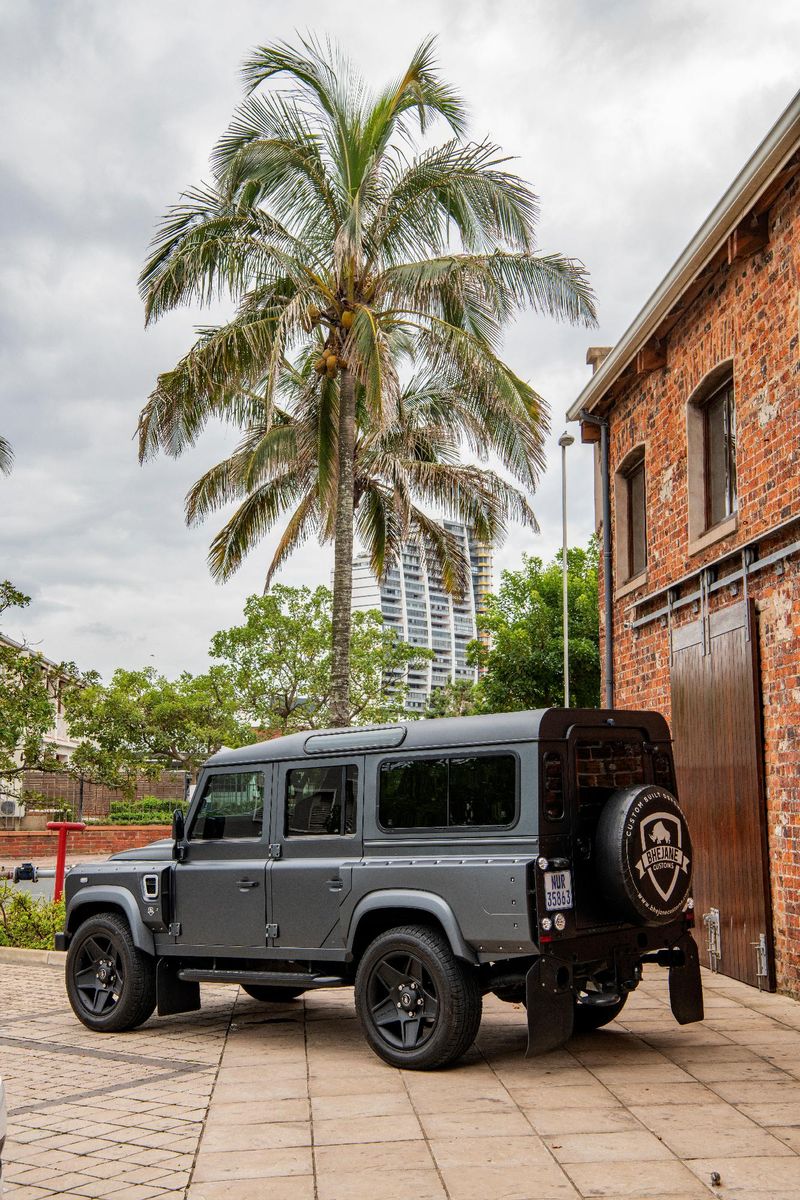 Used Land Rover Defender 110 Puma Station Wagon for sale in Kwazulu ...