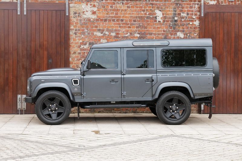 Used Land Rover Defender 110 Puma Station Wagon for sale in Kwazulu ...
