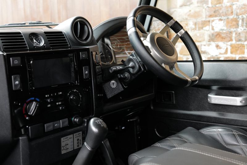 Used Land Rover Defender 110 Puma Station Wagon for sale in Kwazulu ...