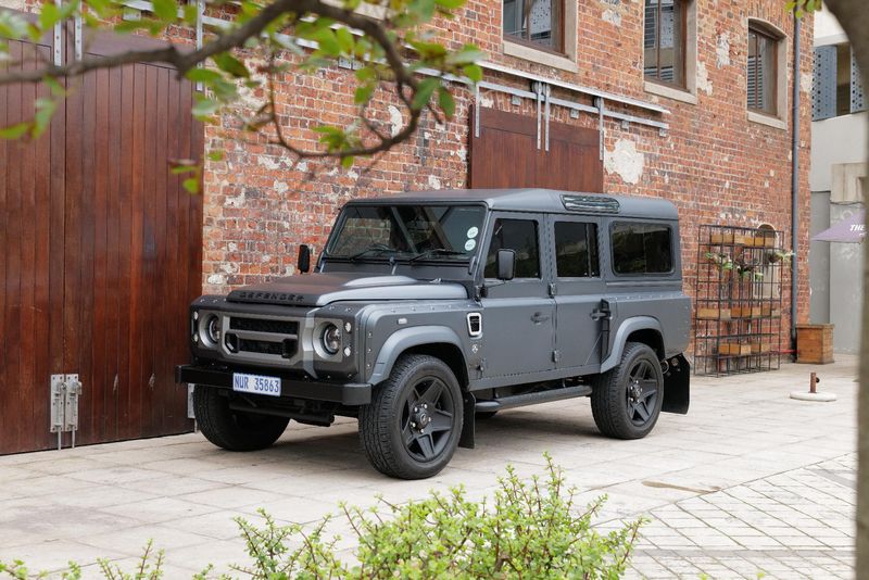 Used Land Rover Defender 110 Puma Station Wagon for sale in Kwazulu ...