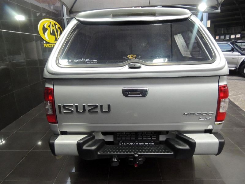 Used Isuzu KB 300 TDi LX Double-Cab for sale in Gauteng - Cars.co.za ...