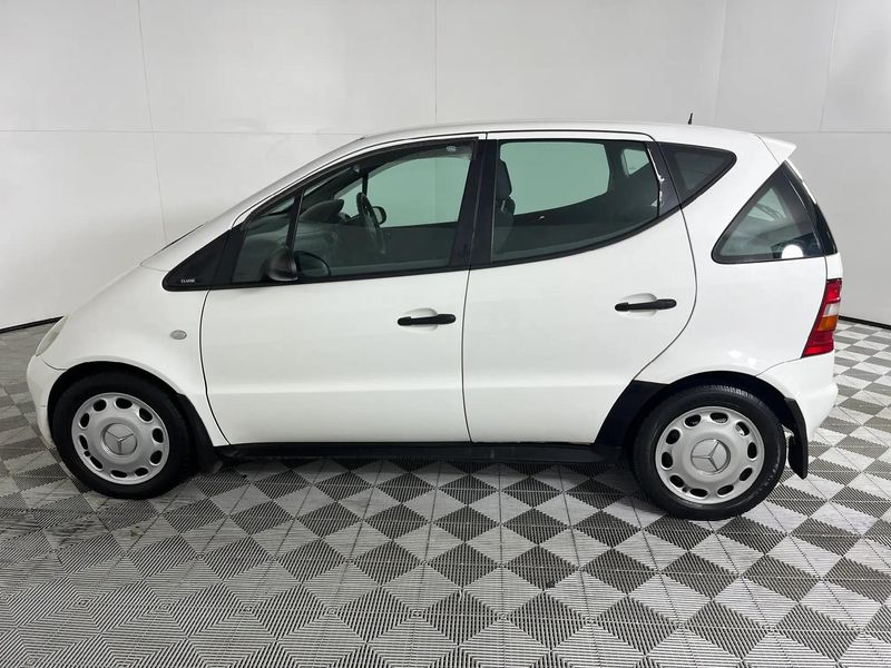 Used Mercedes-Benz A-Class A 160 Classic for sale in Gauteng - Cars.co ...