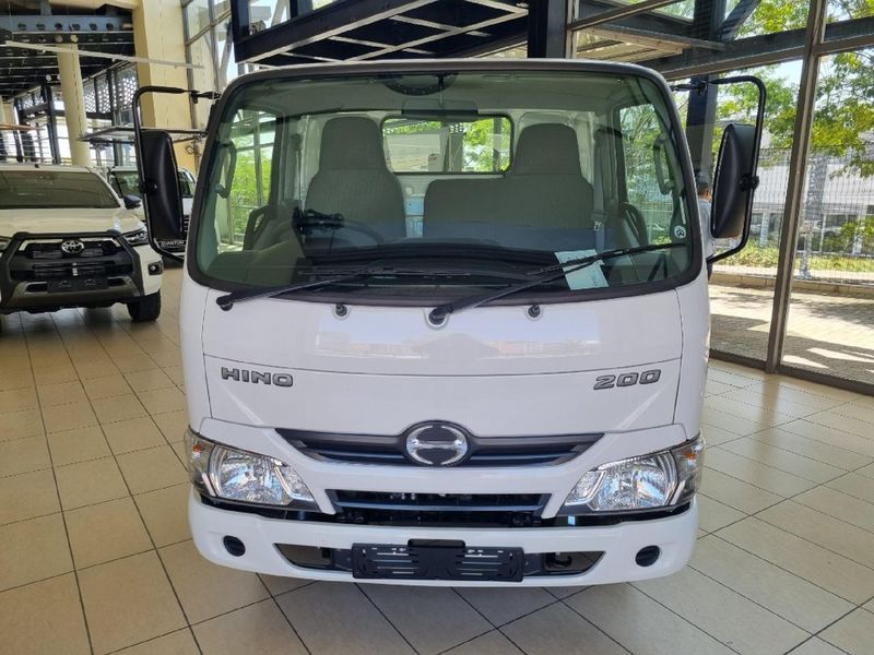 New Hino 200 310 (FH2) 4x2 F/C for sale in Gauteng - Cars.co.za (ID ...