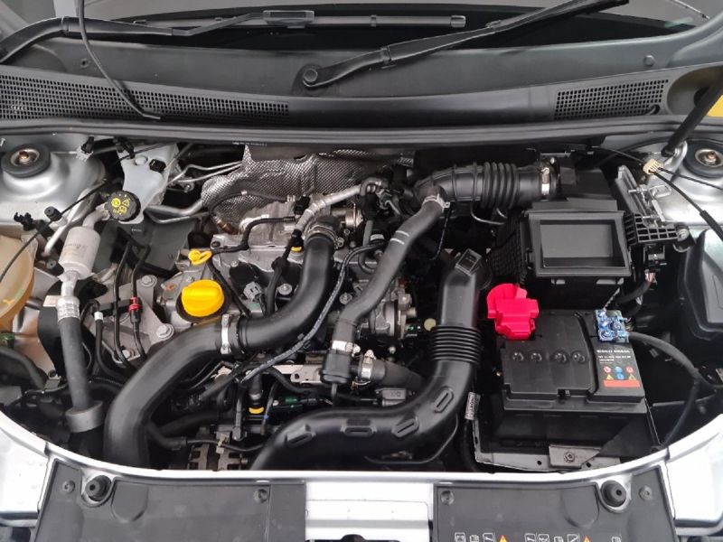 Used Renault Sandero 900T Stepway Expression for sale in Western Cape ...
