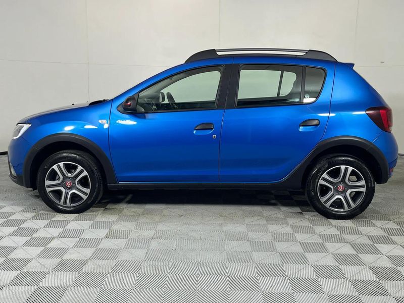 Used Renault Sandero 900T Stepway Plus | Techroad for sale in Gauteng ...