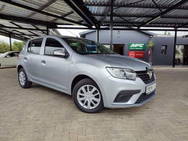 Used Renault Sandero 900T Expression for sale in North West Province ...