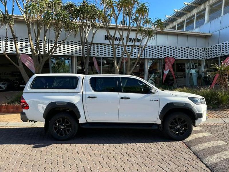 Used Toyota Hilux 2.8 GD-6 Raised Body Legend 4x4 Auto Double-Cab for ...