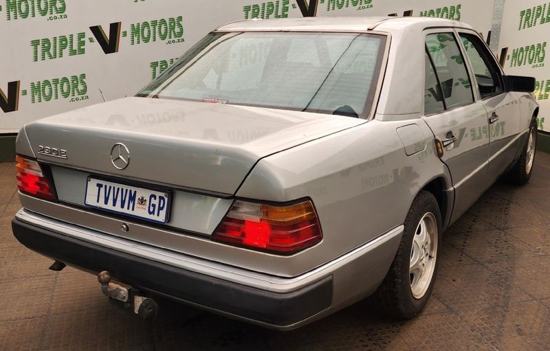 Used Mercedes-Benz E-Class 230 E for sale in Gauteng - Cars.co.za (ID ...
