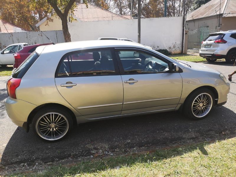 Used Toyota RunX 140i RS for sale in Gauteng - Cars.co.za (ID::8682351)