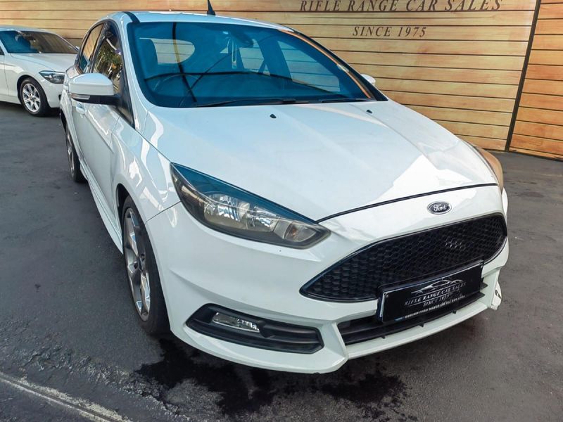 Used Ford Focus 2.0 EcoBoost ST1 for sale in Gauteng - Cars.co.za (ID ...